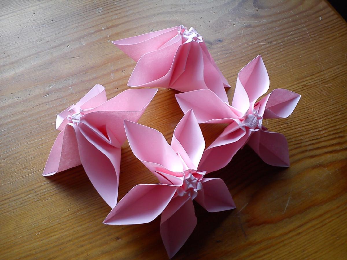 Origami Flower Bouquet | Declan Webb