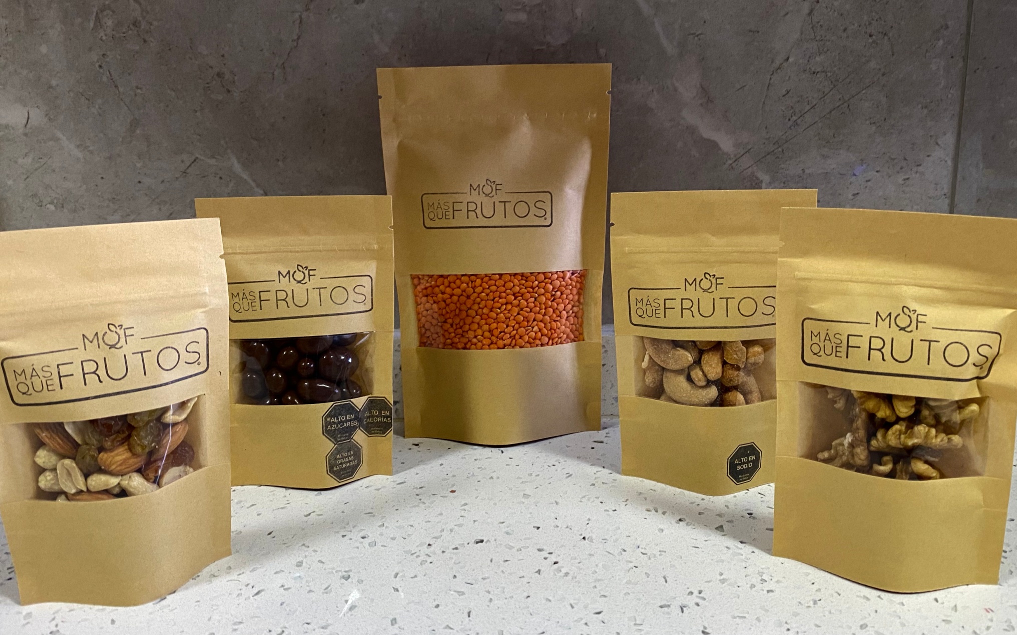 Frutos secos bien crujientes