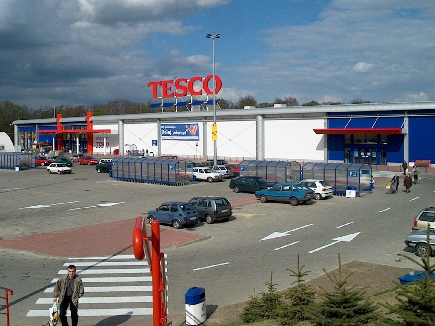TESCO hypermarket - VDI Management