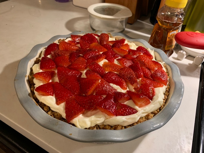 Cooking: Strawberry Pretzel Pie & Spiked Cucumber Soup | Eli Gundry