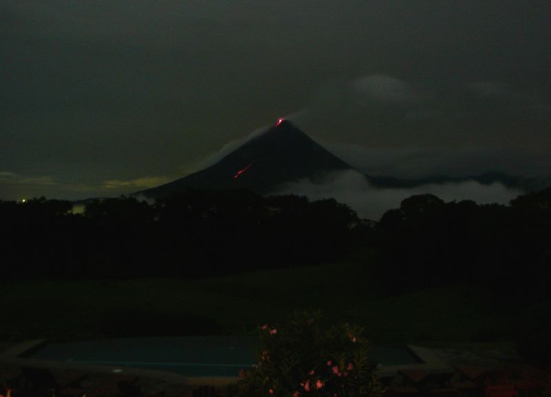 Arenal Volcano Photos - Most Recent Eruption Images