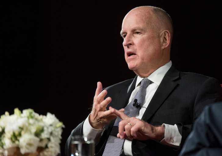 Brought to you by Jerry Brown: the Oakland schools crisis | East Bay ...