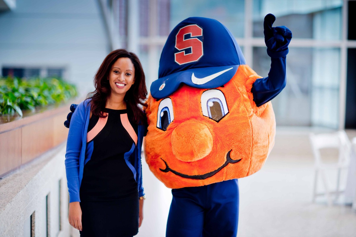 Syracuse University Hybrid Education Partnership | 2U