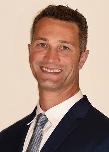 Financial Advisors - Professionals