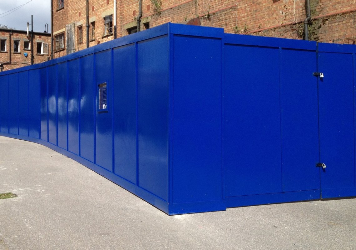 Construction Site Timber Hoarding - Nationwide Install | SafeSite ...