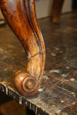 CARVING A MISSING VICTORIAN SCROLL FOOT | Antique Restoration