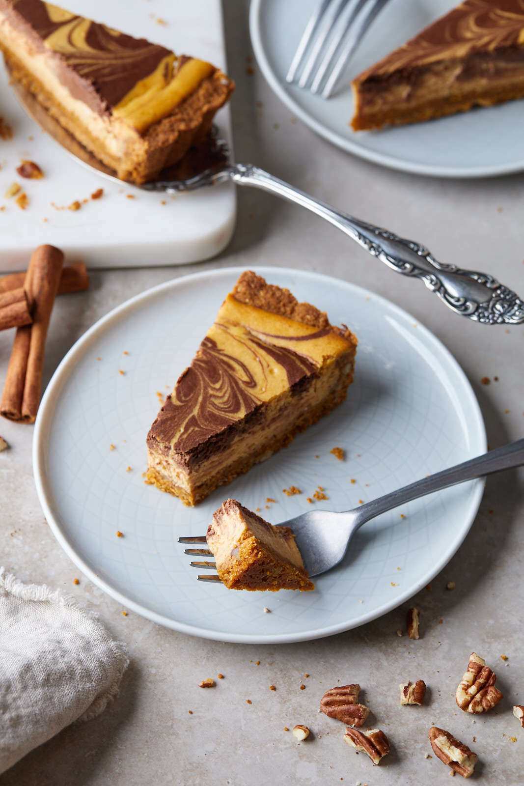 Marbled Chocolate Cheesecake Pumpkin Tart With A Biscoff Pecan Crust ...