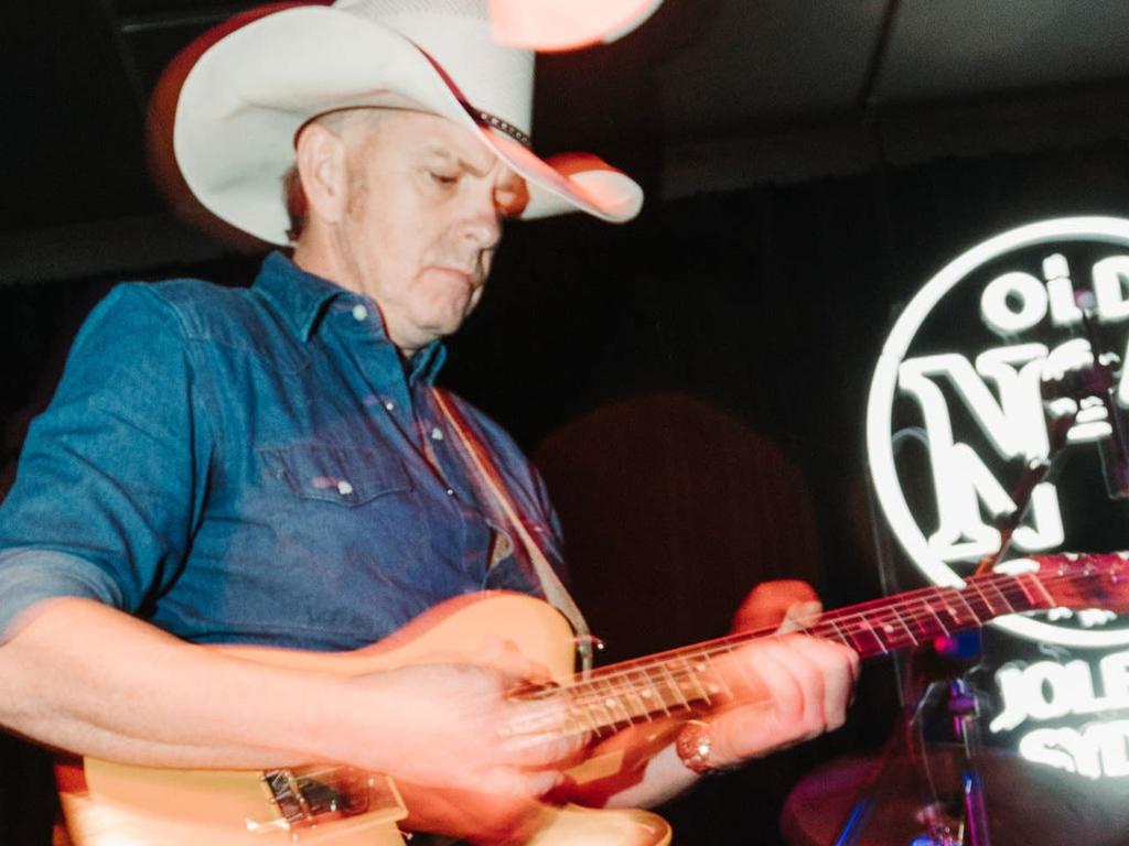 Experience live modern country music at Jolene's 2023 | UpNext