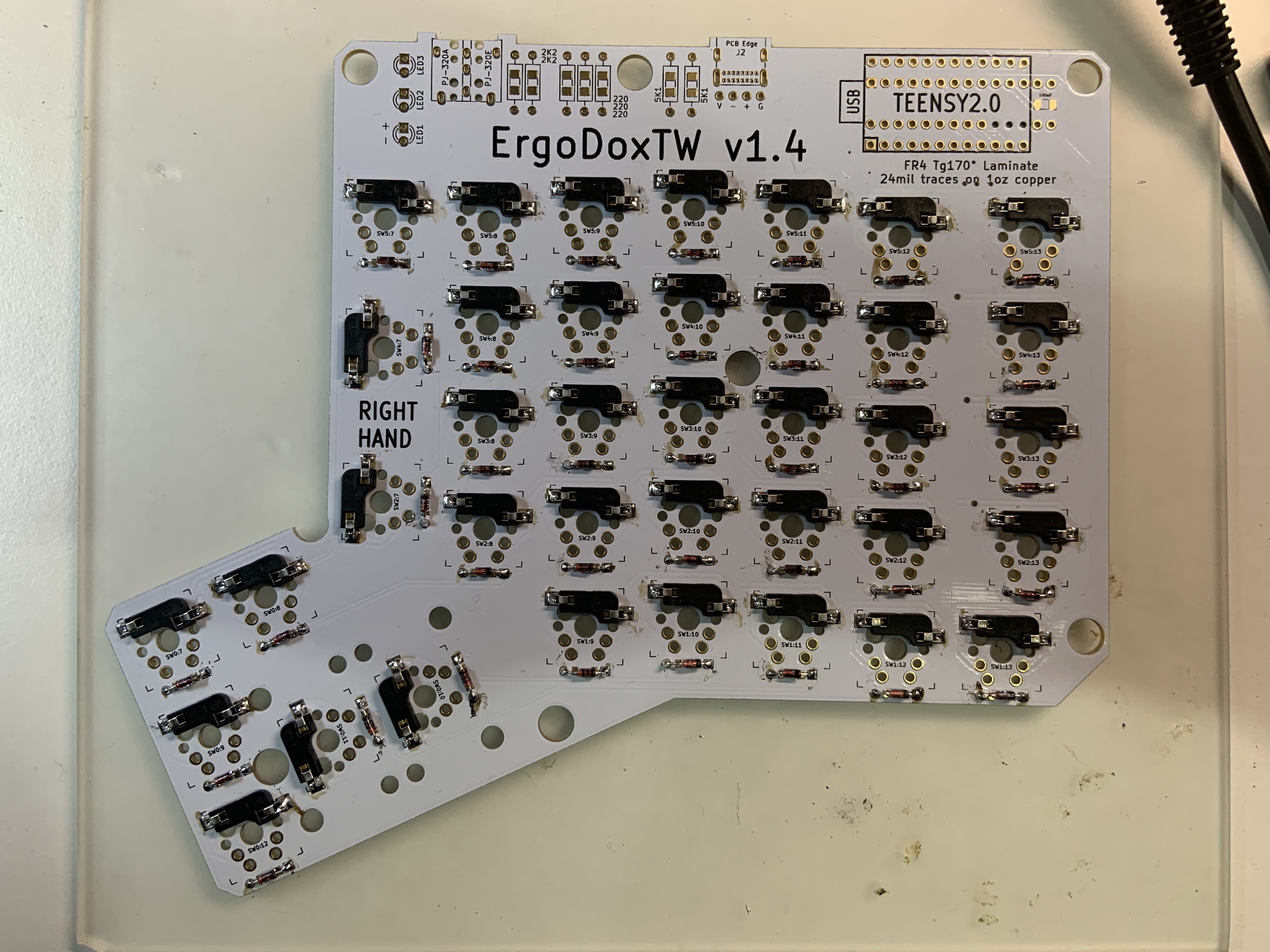製作左手電路 | ErgoKB 人體工學鍵盤