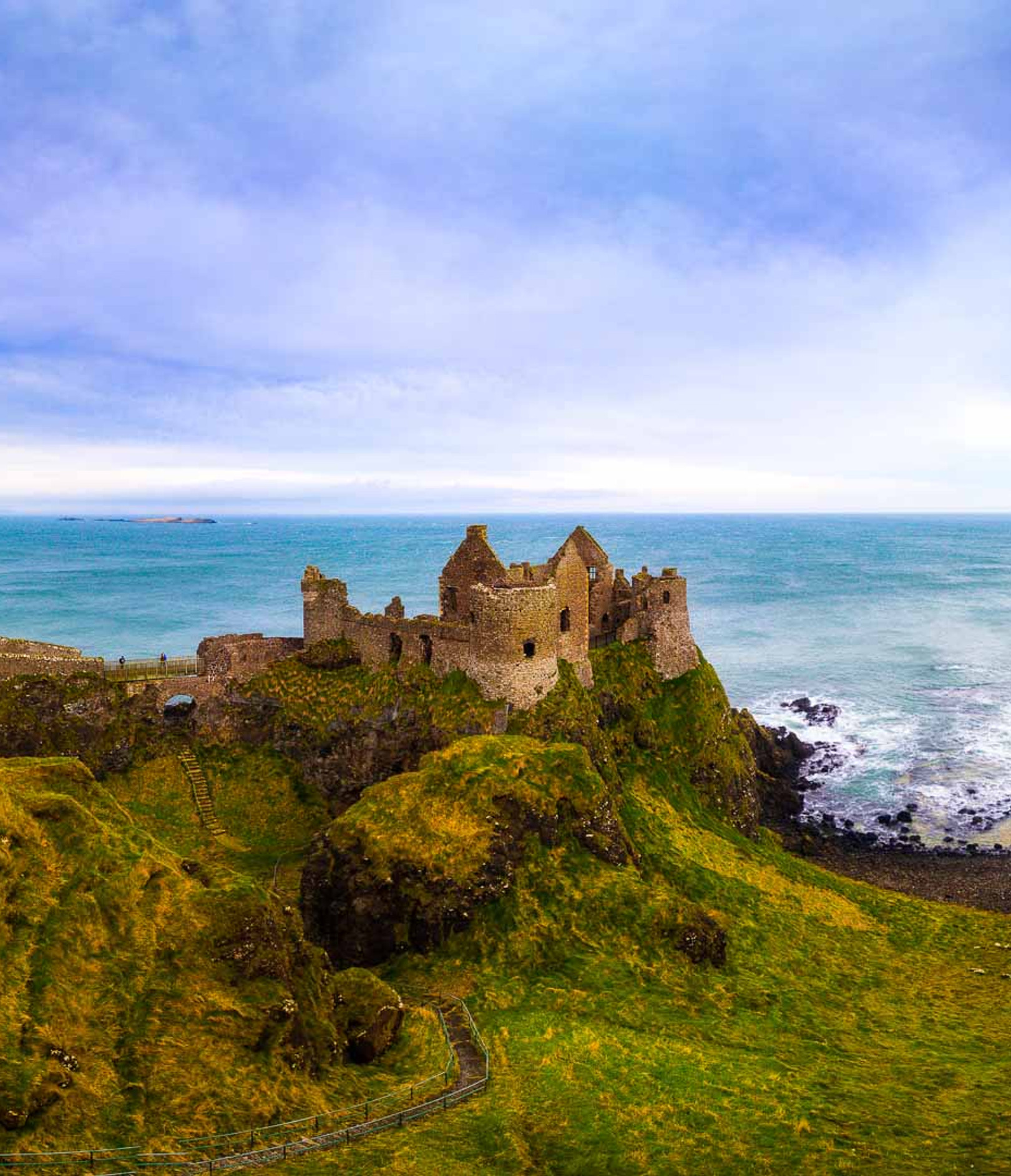 Game of Thrones Tour | The Dark Hedges, Dunluce Castle, Carnlough ...