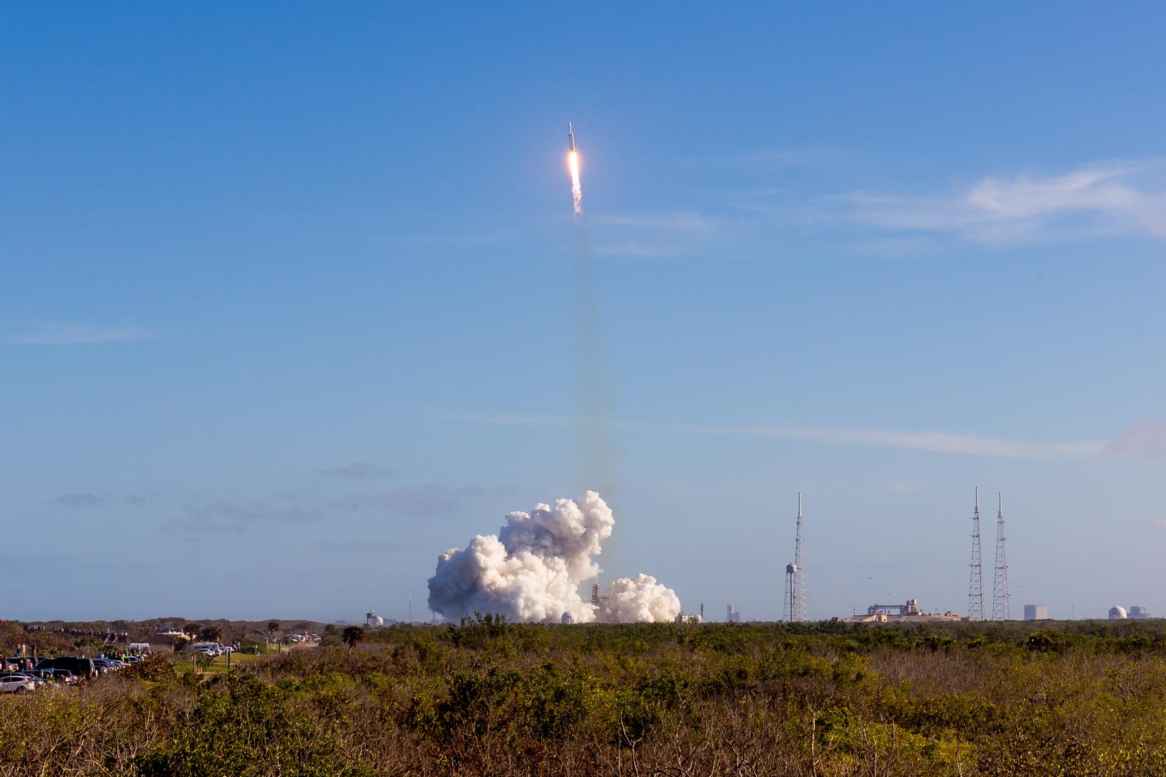 Falcon Heavy Test Flight - Zack Apiratitham