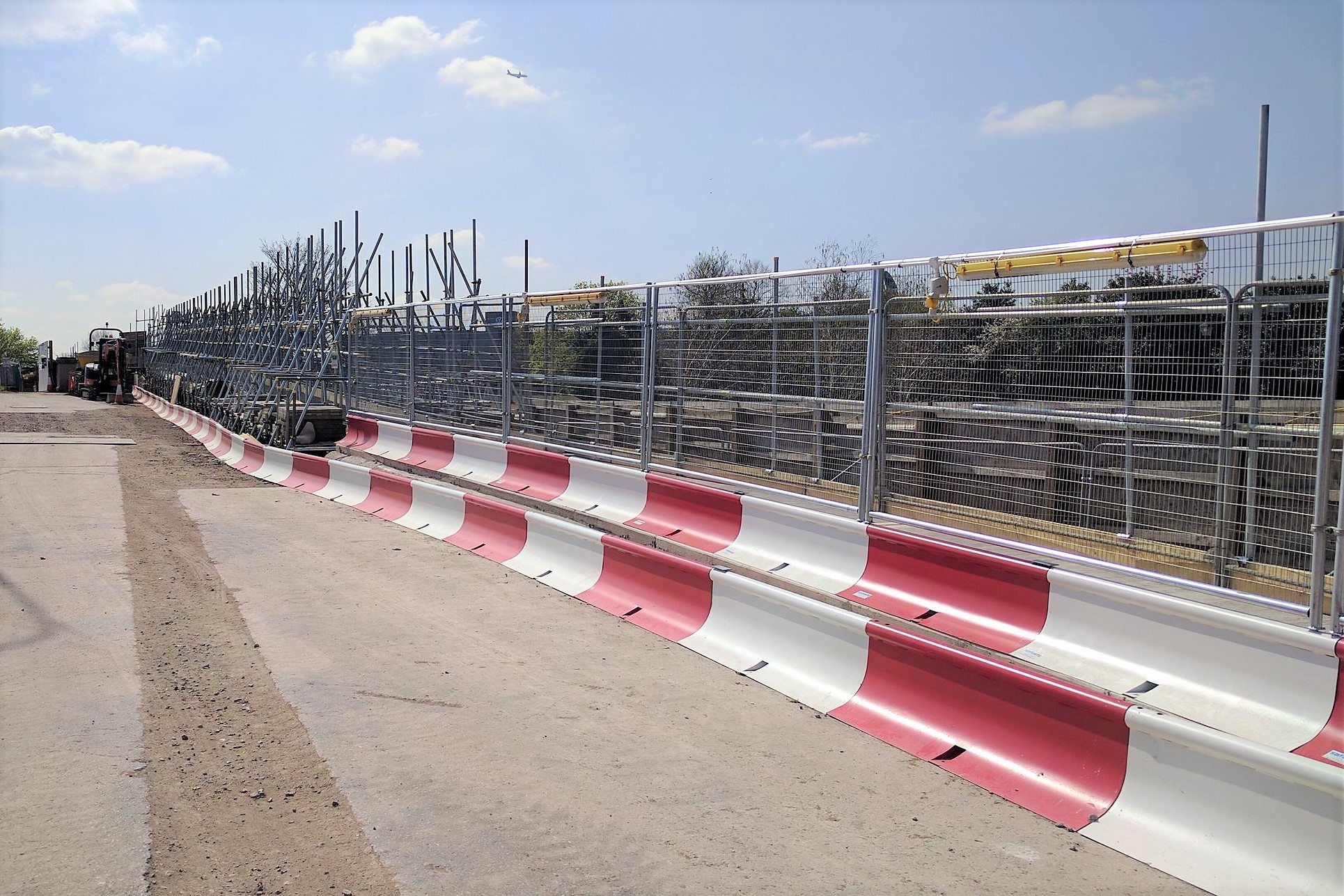 MASS Barriers & Fencing - London - SafeSite Facilities