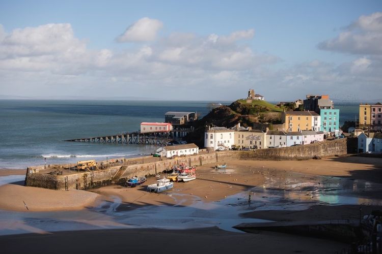Why you should visit Tenby, Wales | Chris & Suze Go Walkies