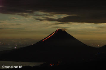 Arenal Volcano Photos - Most Recent Eruption Images