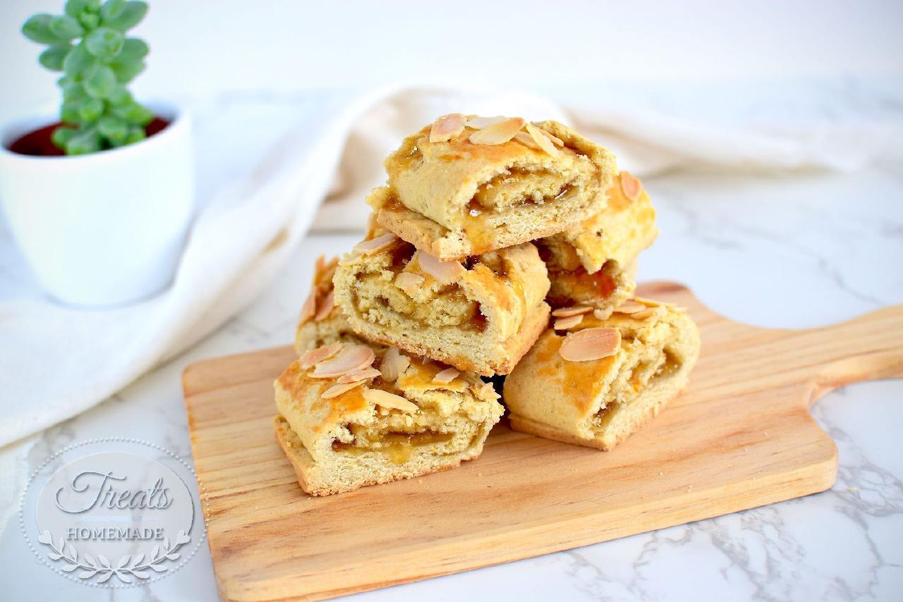 Rolled Biscuits With Jam - Treats Homemade