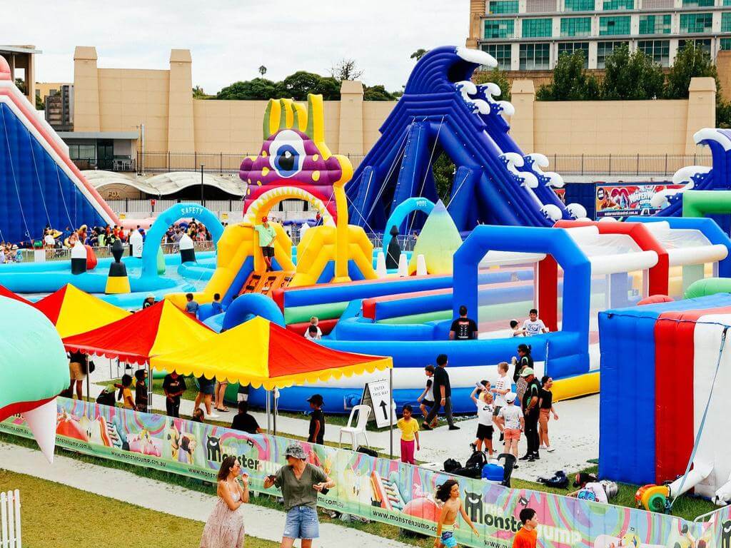 Monster Jump & Splash Sandstone Point 2023 | UpNext