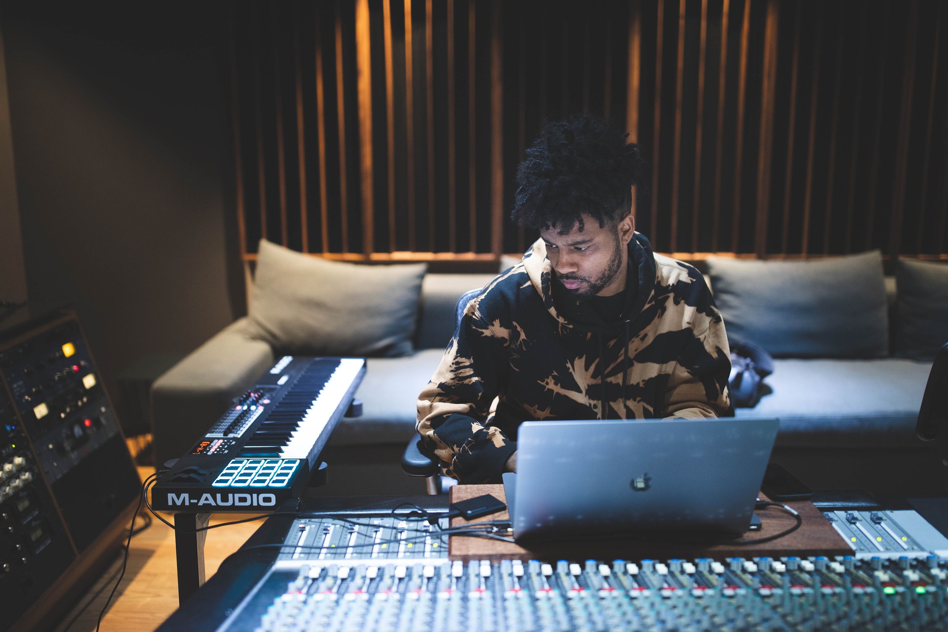 HARV | Features | Queued Magazine