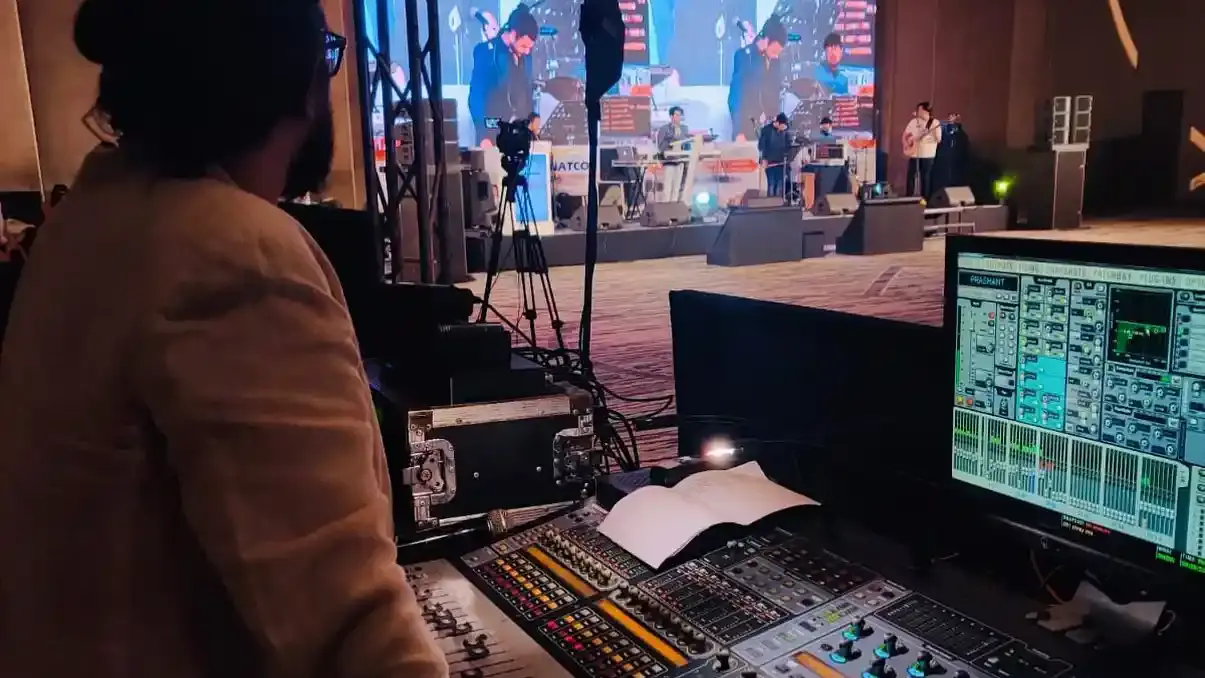 Music Production, Song Recording, Mastering in Delhi | Auras Audio