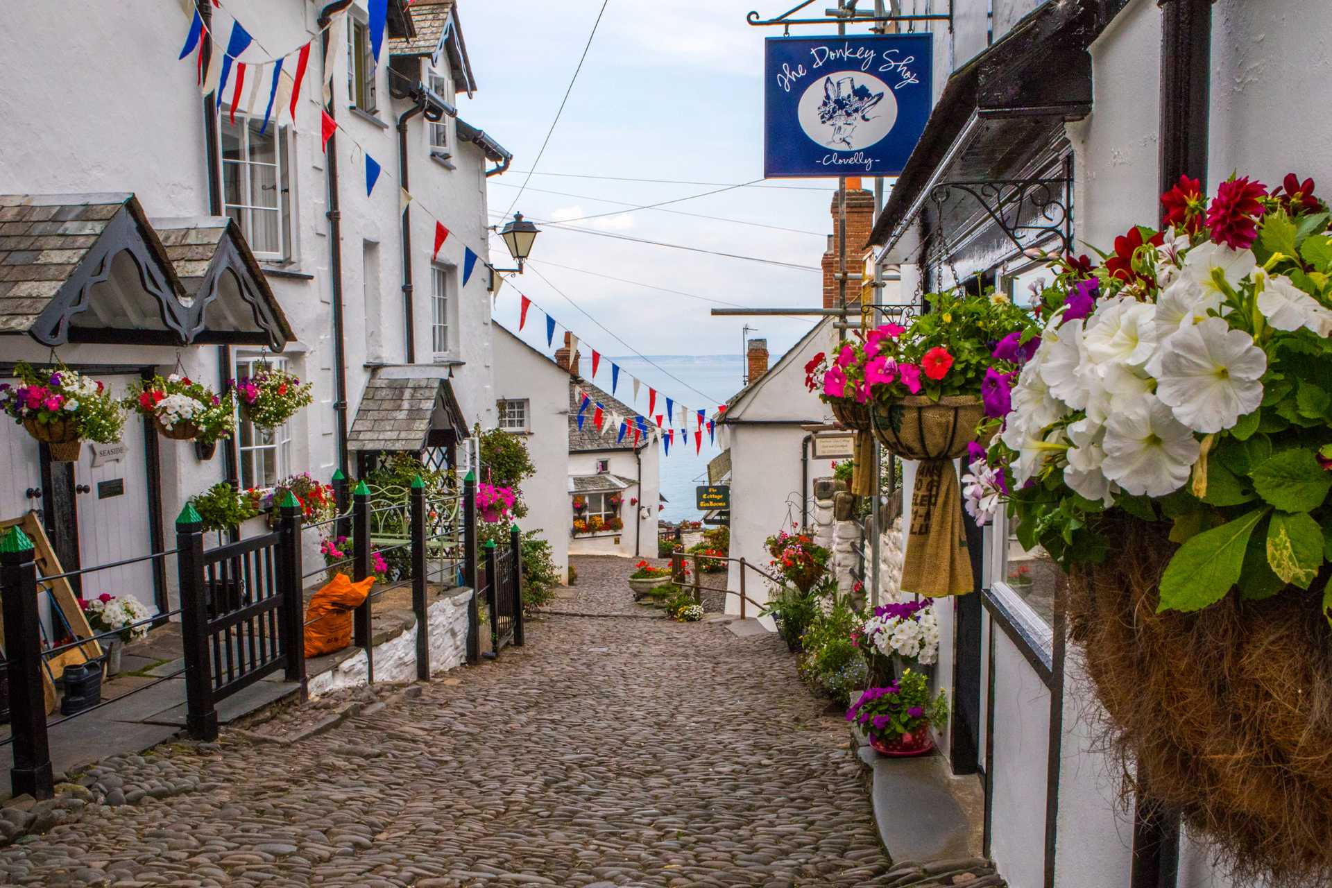 Explore The History of Devon | Sweetcombe Cottage Holidays