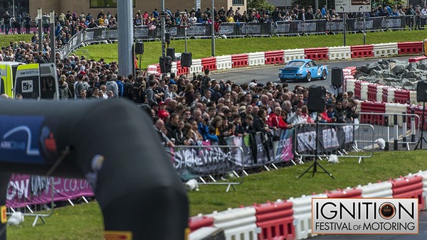 Which Safety Barriers for Race Tracks? Ask SafeSite Facilities