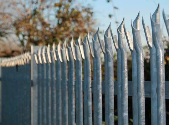 Buy/Hire Fencing Solutions from the Experts at SafeSite Facilities