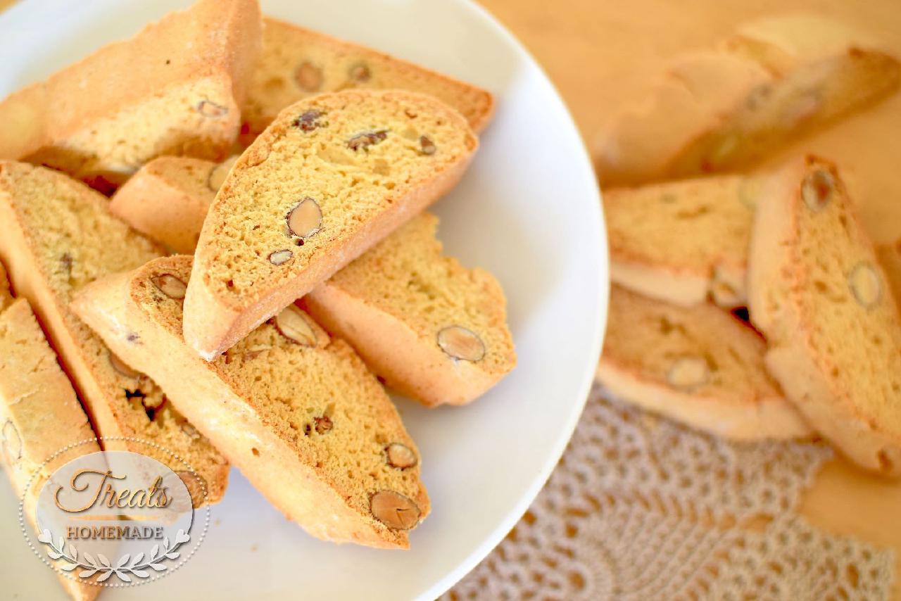 Italian Almond Biscotti - Treats Homemade