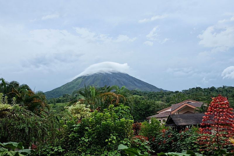 Visit Arenal Volcano Costa Rica - Guide for your Costa Rica Visit