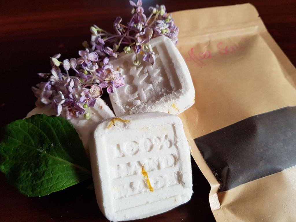 Make DIY organic shower products at home 2023 | UpNext