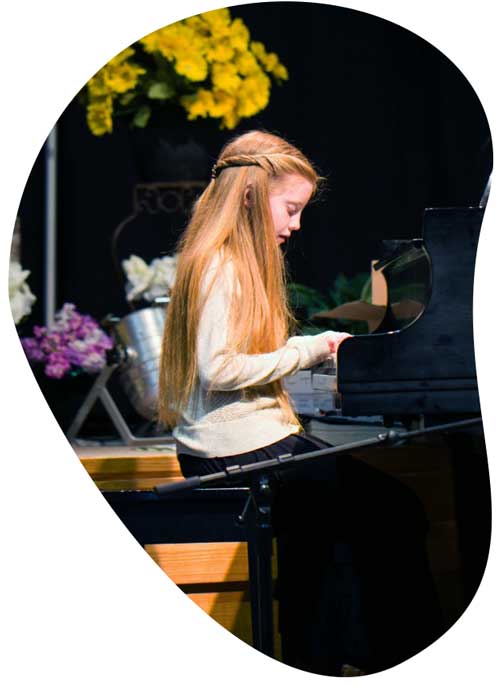 Take Piano Lessons | Oak Grove, MN | Miss Perfect Pitch