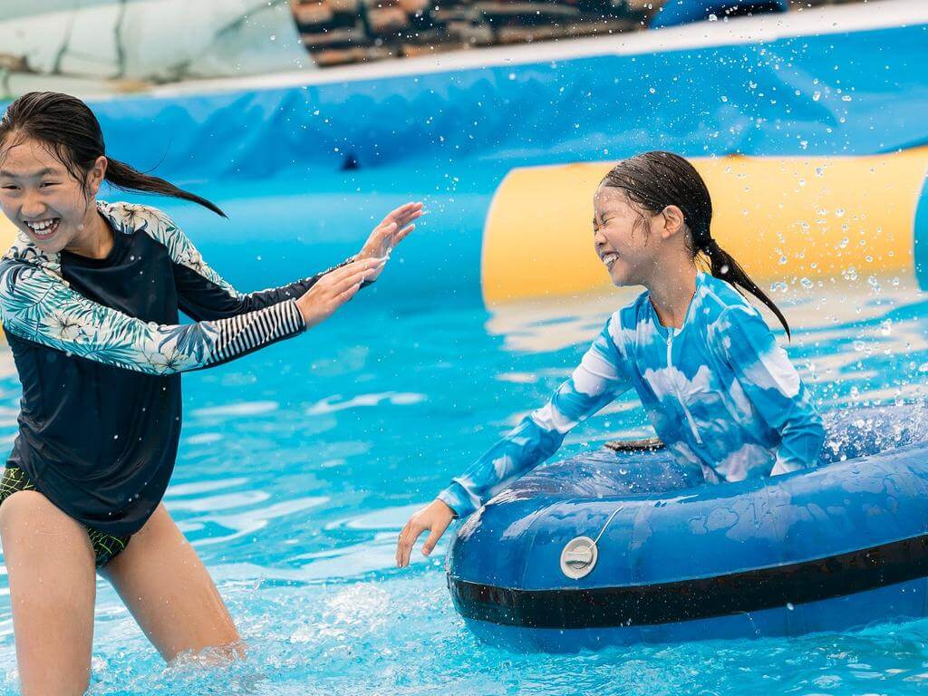 Monster Jump & Splash Sandstone Point 2023 | UpNext