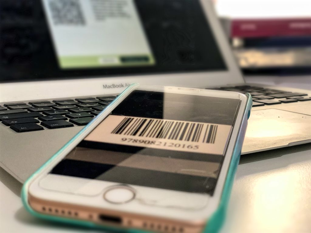 Smartphone als externen Barcode-Scanner zum Erfassen von Medienartikeln ...