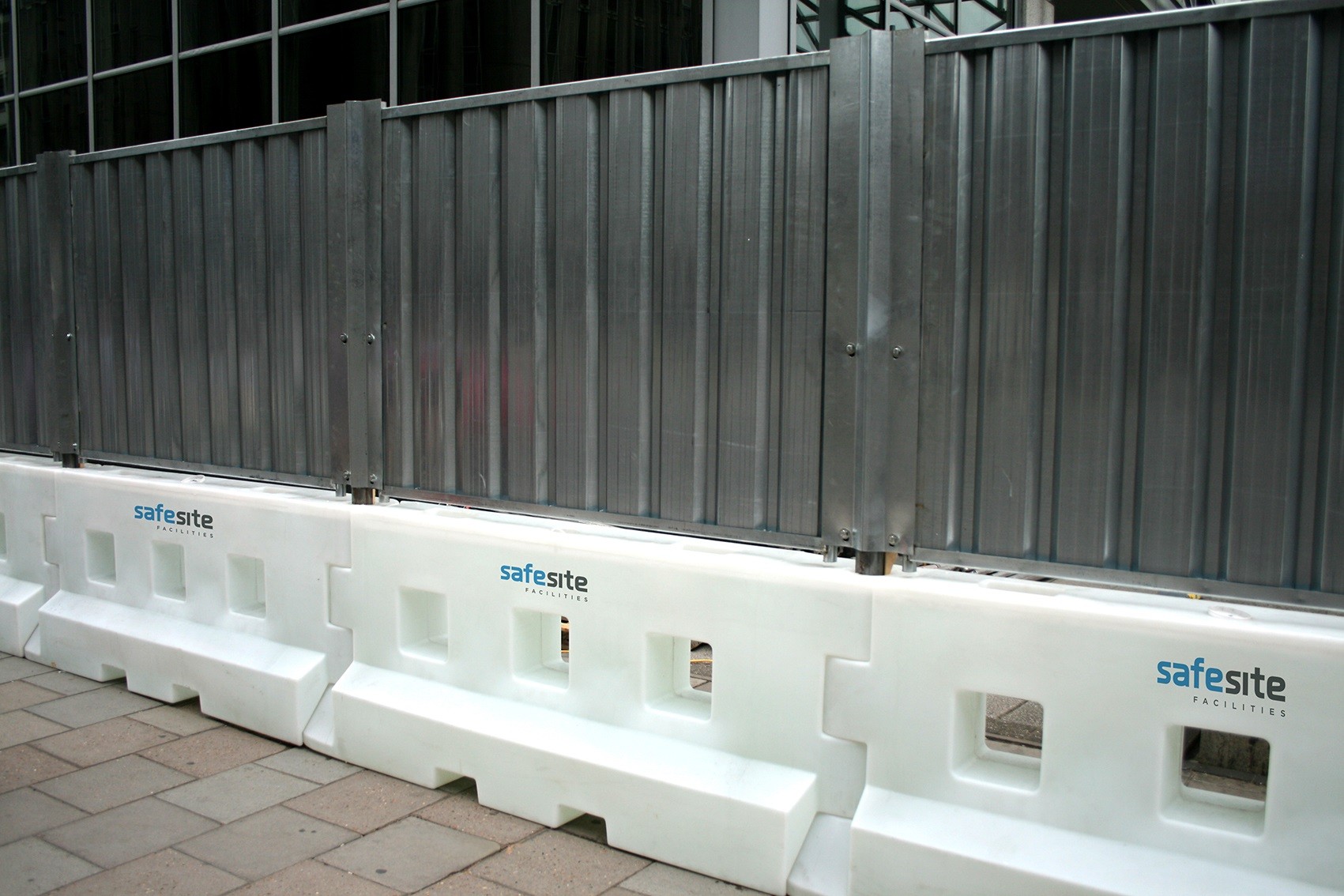 Which Hoarding Is Best for Your Construction Site? - SafeSite Facilities