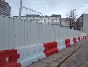 Which Hoarding Is Best for Your Construction Site? - SafeSite Facilities