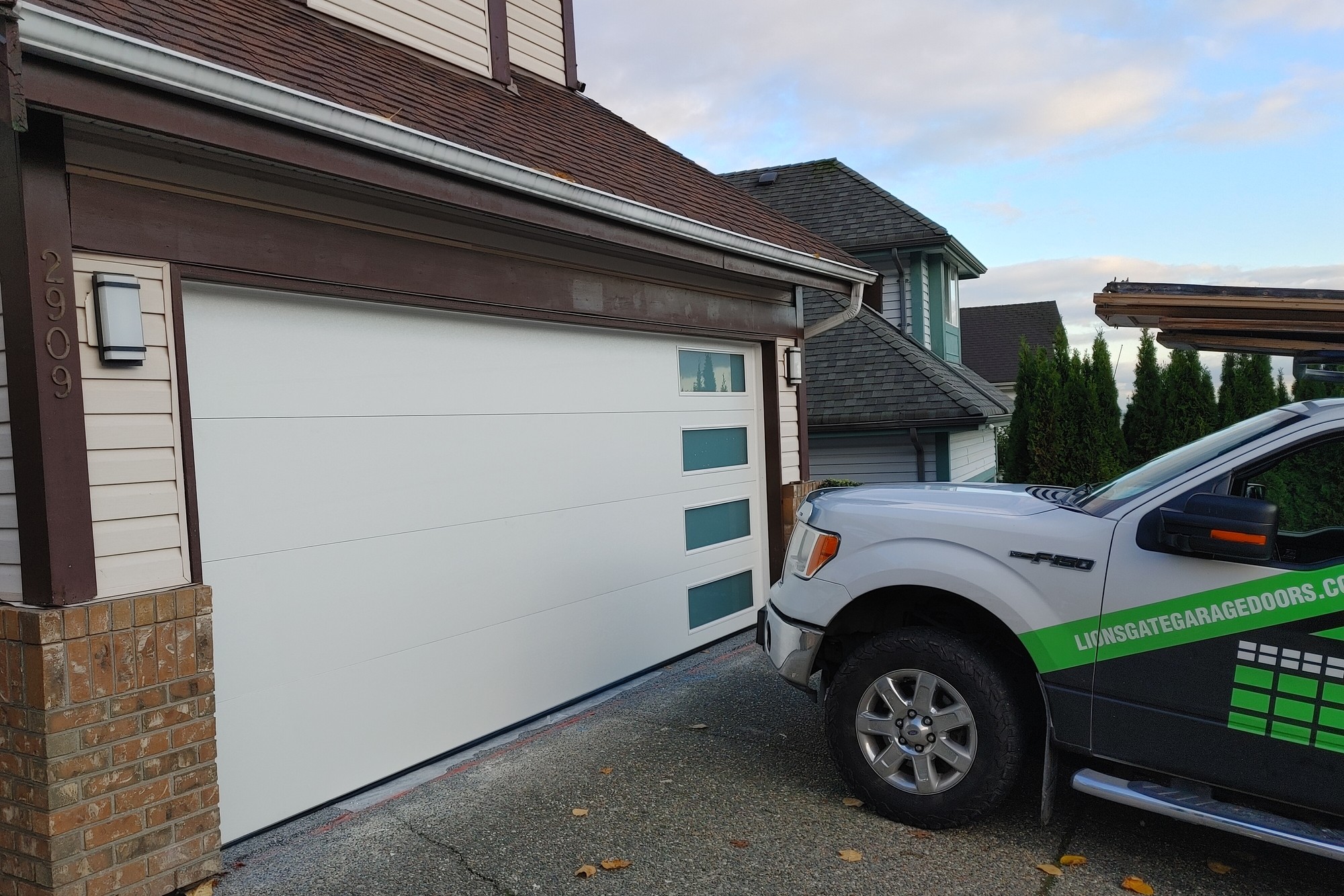 Our Gallery | Lionsgate Garage Doors