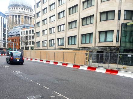 Crash-tested Barriers - SafeSite Facilities