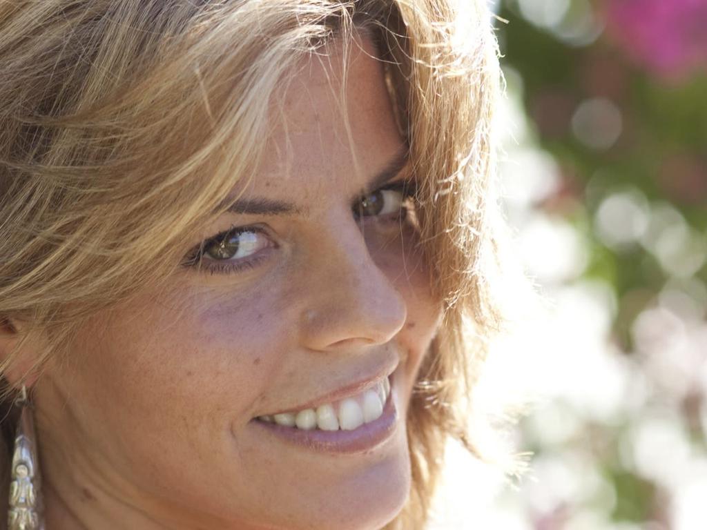 Carlotta Centanni - From Italy With Love" 2022" | UpNext