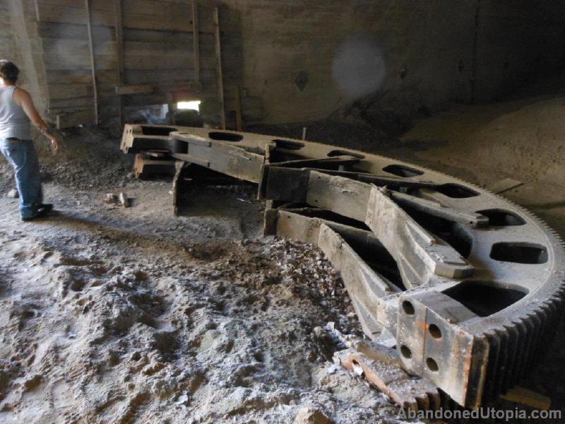 Limestone elevator | Abandoned Utopia