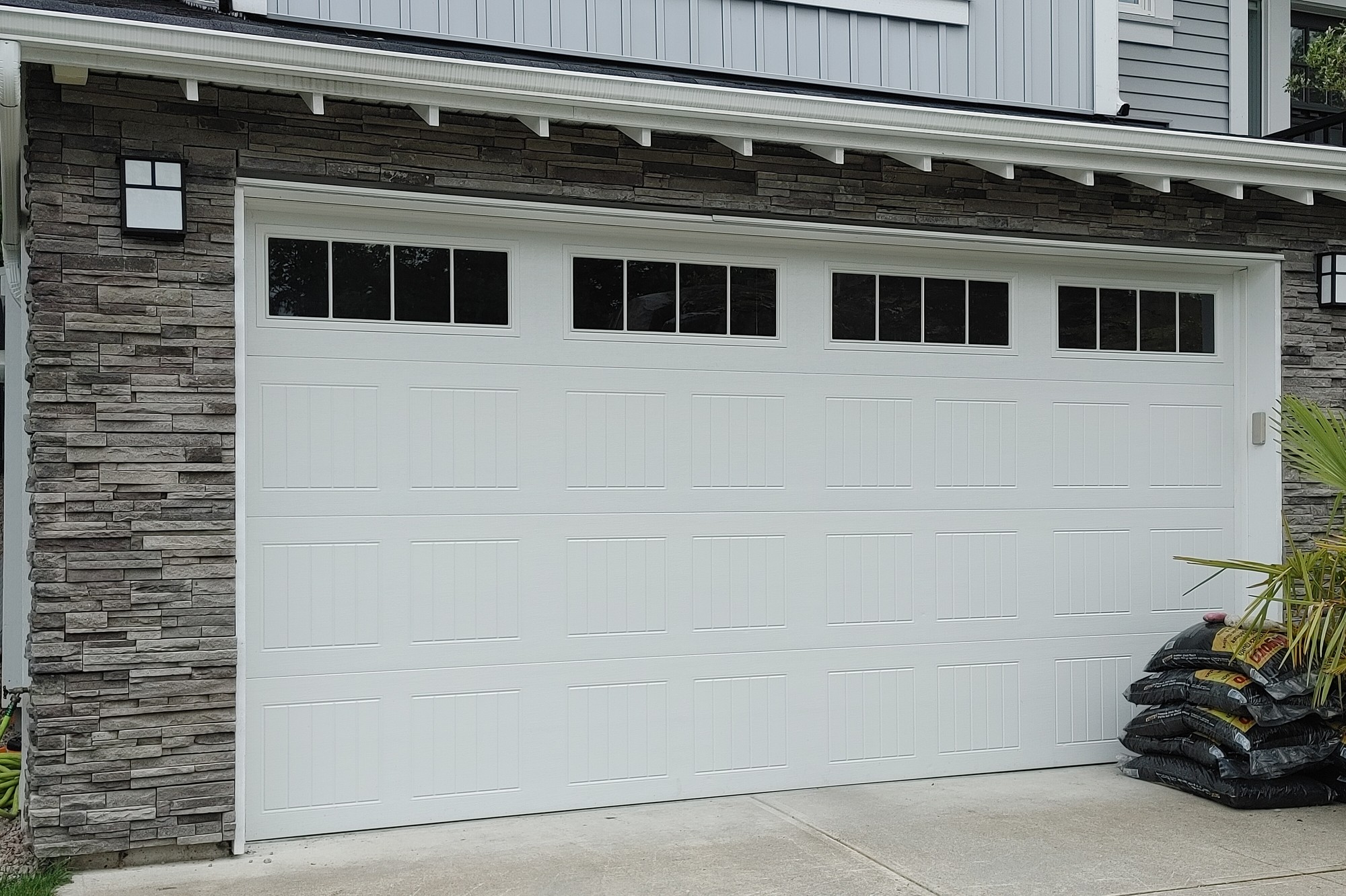 Our Gallery | Lionsgate Garage Doors