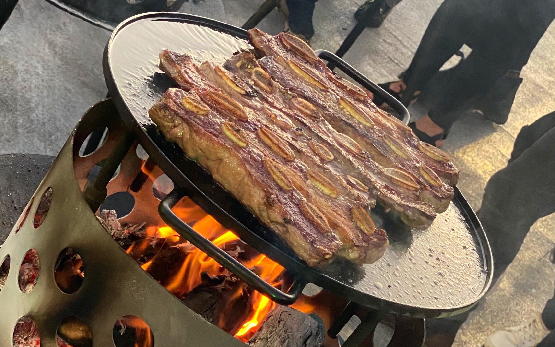 ¿Asado navideño? Tips de Francis Mallmann para la parrilla