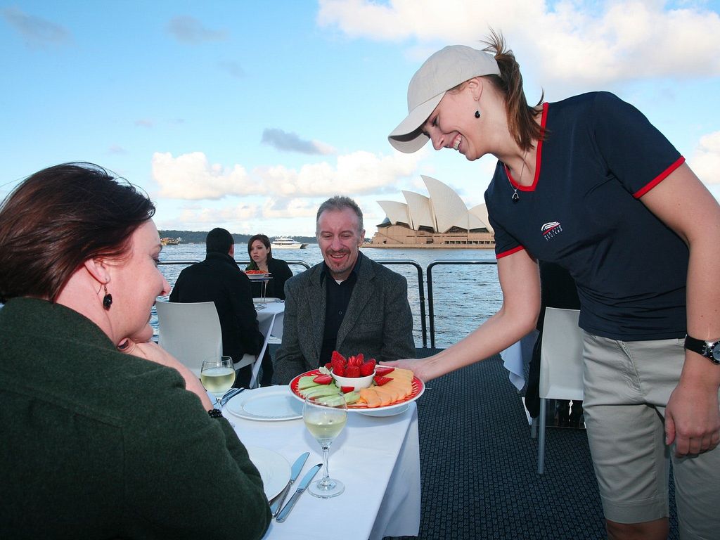 Lunch Cruise in Sydney Harbour with Magistic Cruises 2020 | UpNext