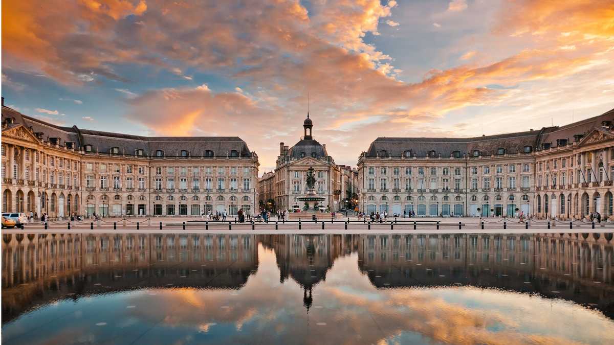 Les plus beaux bâtiments de France : Bordeaux - Ida Borie