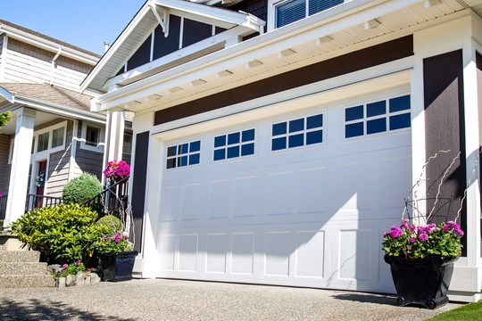 Our Gallery | Lionsgate Garage Doors
