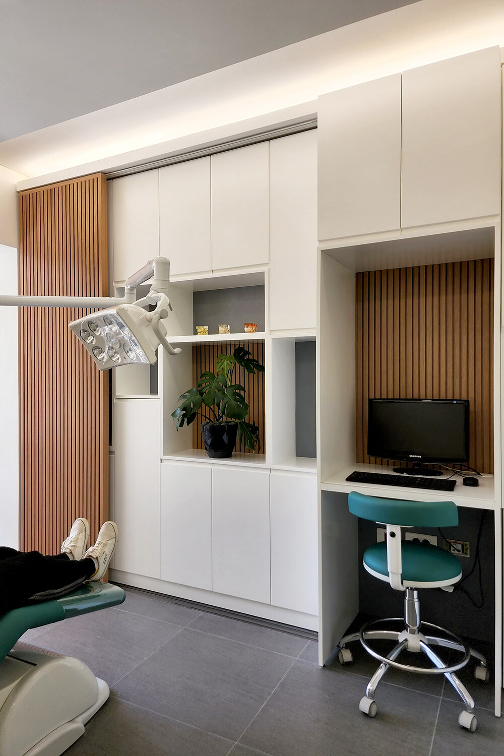 Lumident Ortho | byfiveten
