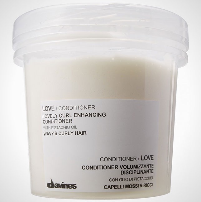 The Best Curly Hair Hacks You Need To Know | CurlyHair.com